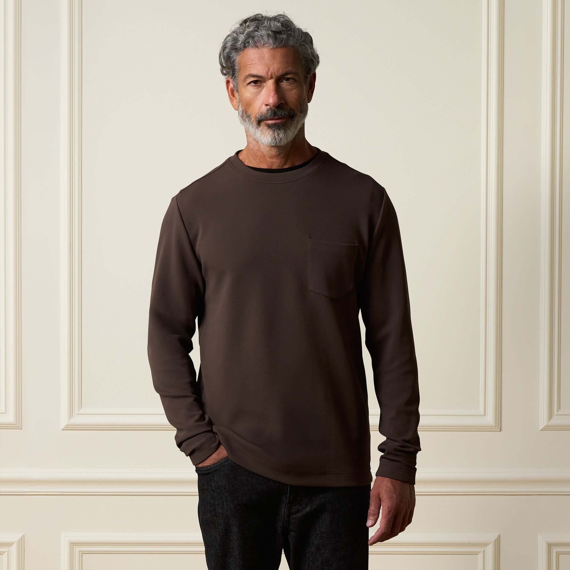 Crinkle Scuba Crew Neck in Brown | Weatherproof® Vintage