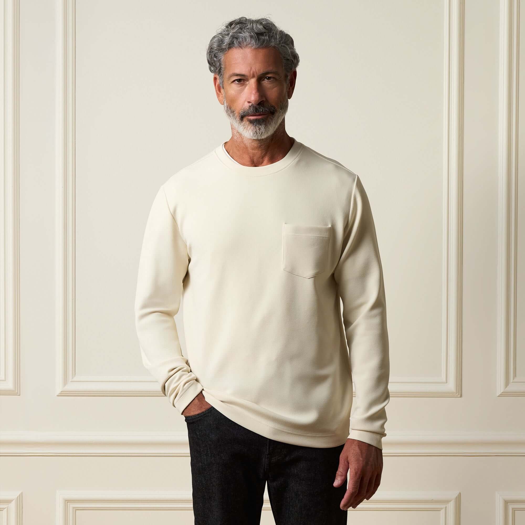 Crinkle Scuba Crew Neck in Ivory | Weatherproof® Vintage